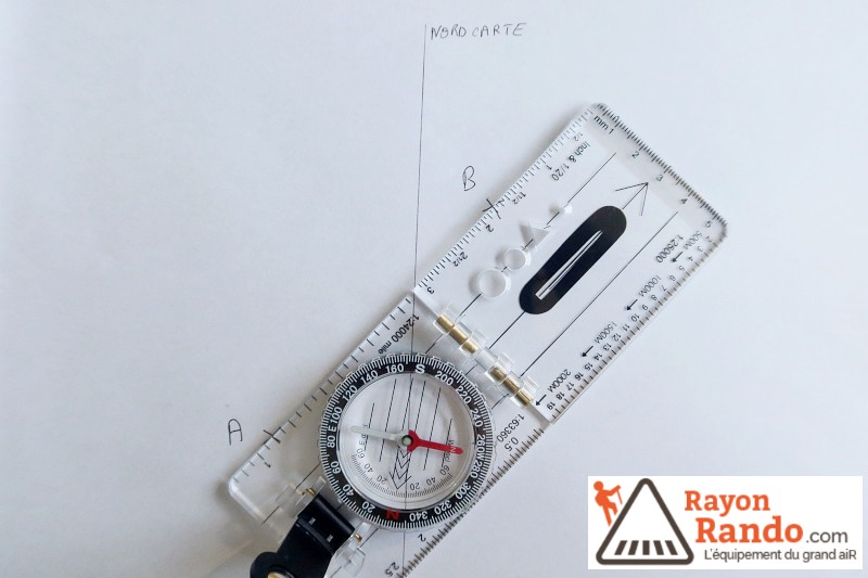 Comment utiliser une boussole en randonnée?